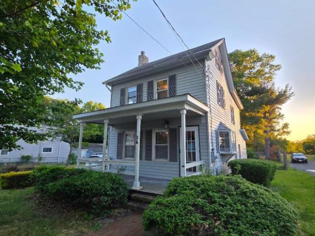 4 Br, 2 bath, Single Family 26 Franklin St