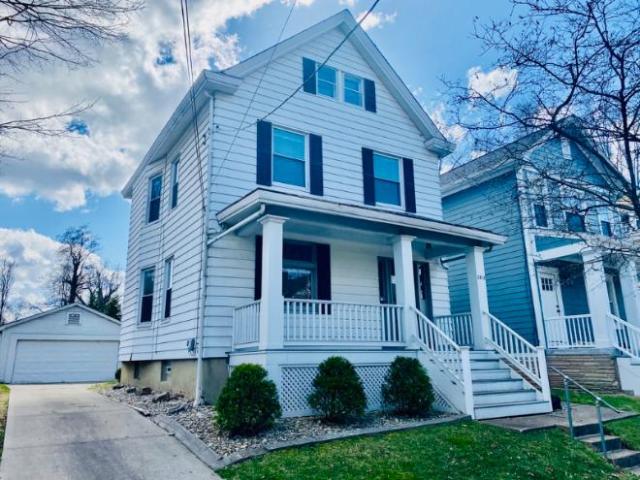 4 Br, 2 bath, Single Family 2715 Griffiths Ave