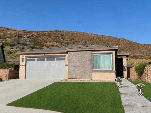 4 Br, 2 bath, Single Family 27462 Tyrrhenian Dr