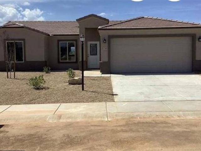 4 Br, 2 bath, Single Family 2786 E Punta Vista
