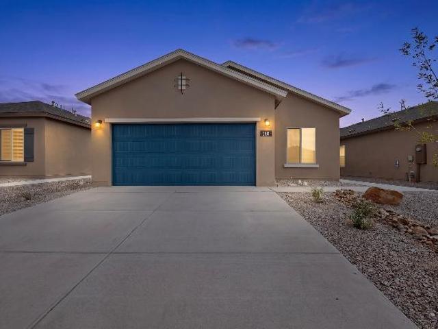 4 Br, 2 bath, Single Family 280 Prism Avenue Southwest