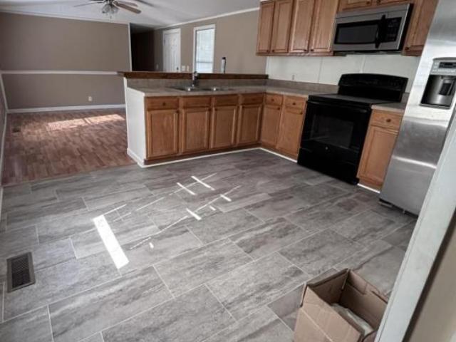 4 Br, 2 bath, Single Family 2814 Methodist Rehobeth Rd
