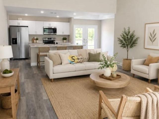 4 Br, 2 bath, Single Family 2833 Whaling Rd