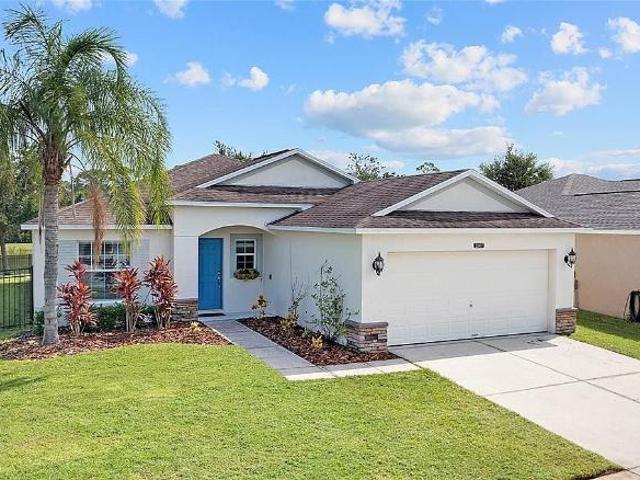 4 Br, 2 bath, Single Family 28 Coachman Cir