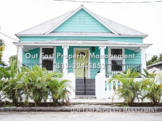 4 Br, 2 bath, Single Family 2908 Sanchez St