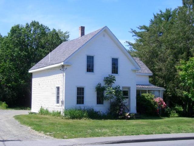 4 Br, 2 bath, Single Family 295 Main St