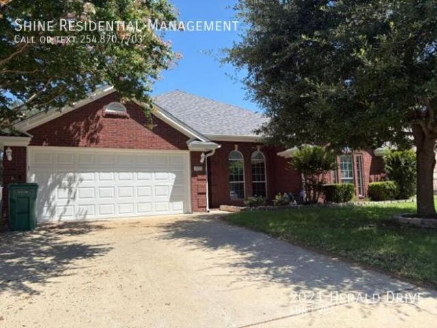 4 Br, 2 bath, Single Family 2021 Herald Drive