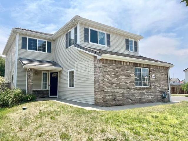 4 Br, 2 bath, Single Family 20300 E 40th Ave