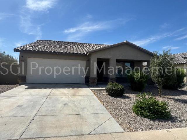 4 Br, 2 bath, Single Family 2033 E Velvet Pl