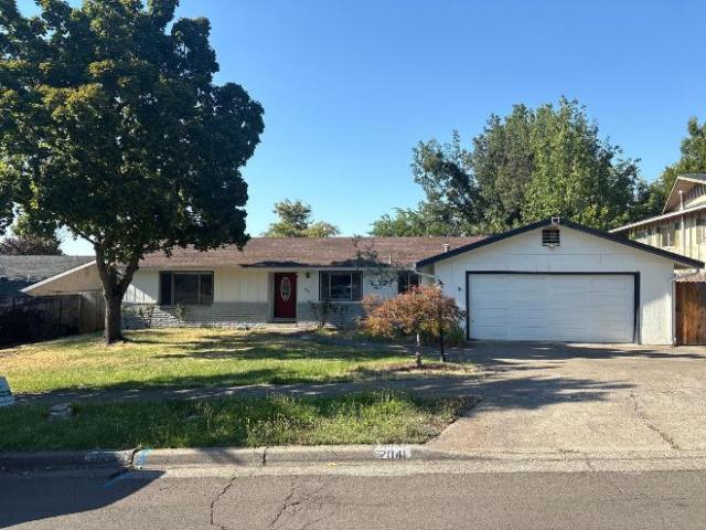 4 Br, 2 bath, Single Family 2041 Hybiscus St
