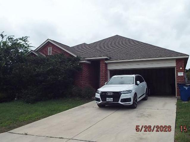 4 Br, 2 bath, Single Family 2064 Dove Crossing