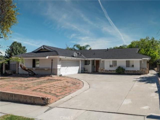 4 Br, 2 bath, Single Family 20672 Buckland Dr