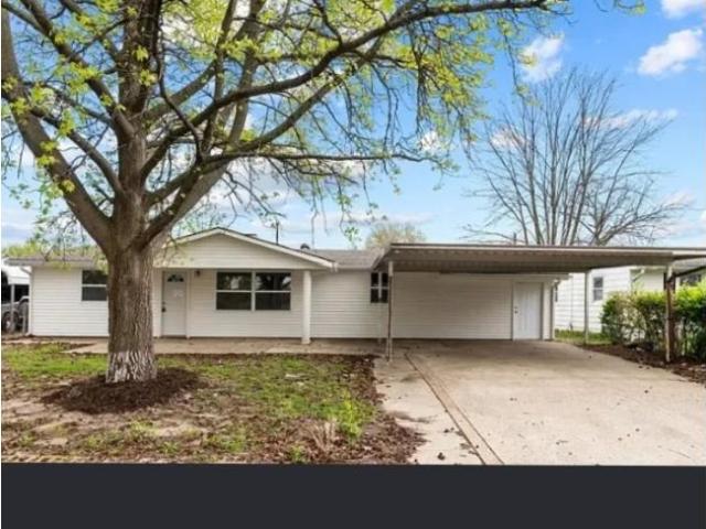 4 Br, 2 bath, Single Family 208 Saint Christopher