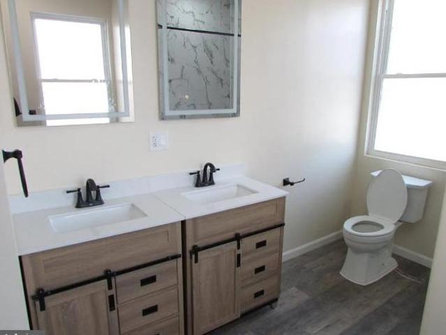 4 Br, 2 bath, Single Family 20 Pine St