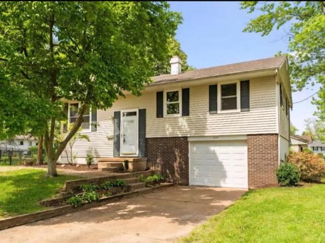4 Br, 2 bath, Single Family 213 Whitehall Dr