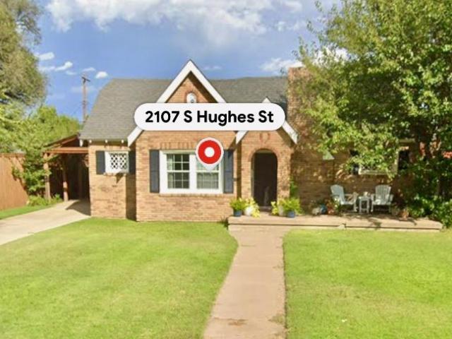 4 Br, 2 bath, Single Family 2107 S Hughes St