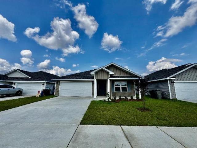 4 Br, 2 bath, Single Family 2107 Sandhill St