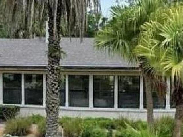 4 Br, 2 bath, Single Family 210 Flafler Blvd