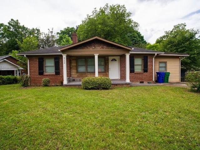 4 Br, 2 bath, Single Family 2123 2nd Ave