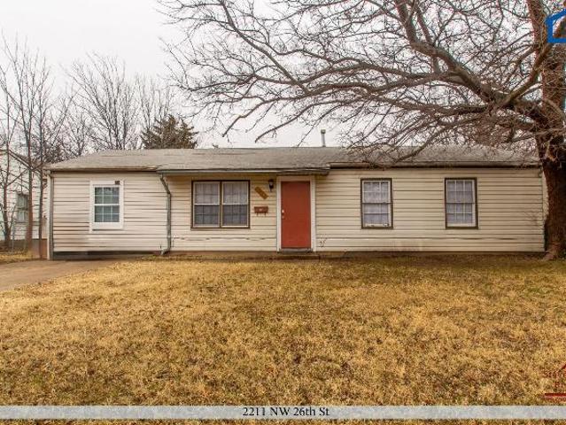 4 Br, 2 bath, Single Family 2211 Nw 26th St