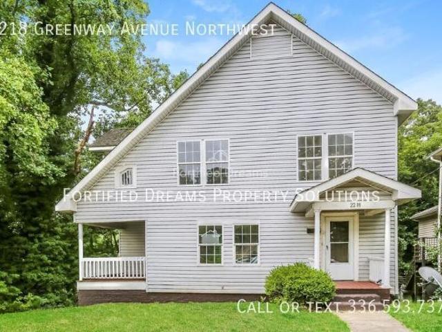 4 Br, 2 bath, Single Family 2218 Greenway Ave