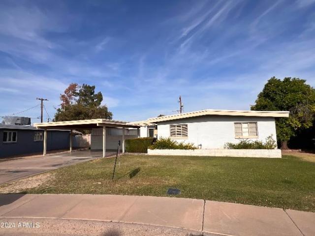 4 Br, 2 bath, Single Family 2219 N 73rd Place