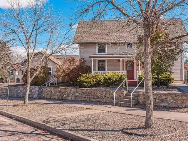 4 Br, 2 bath, Single Family 227 Cheyenne Ave