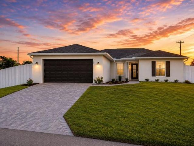 4 Br, 2 bath, Single Family 2324 NW 25th St
