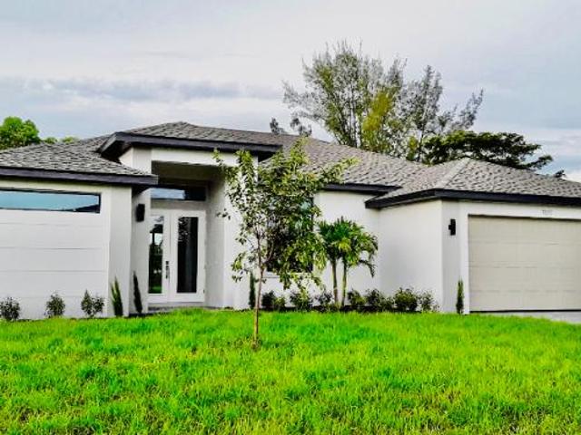 4 Br, 2 bath, Single Family 232 NW 24th Pl