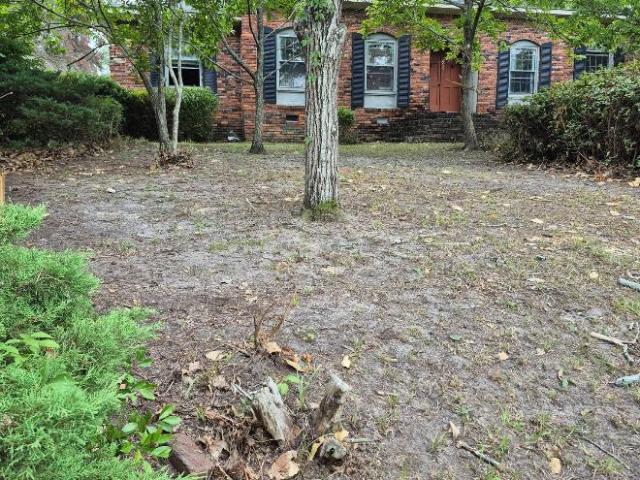 4 Br, 2 bath, Single Family 237 King Charles Rd