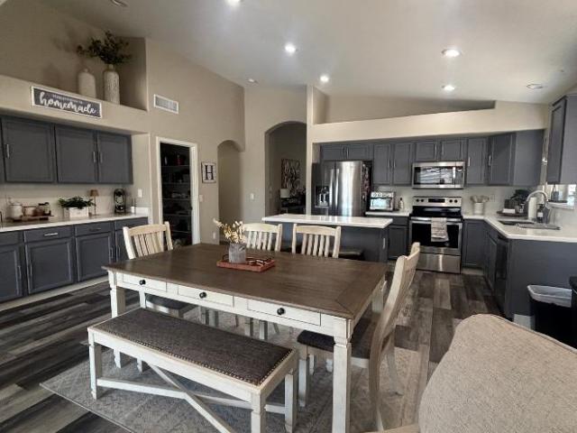 4 Br, 2 bath, Single Family 34809 N Gurnsey Trl