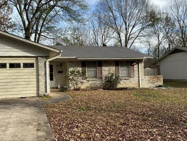 4 Br, 2 bath, Single Family 3514 Sabine Ave