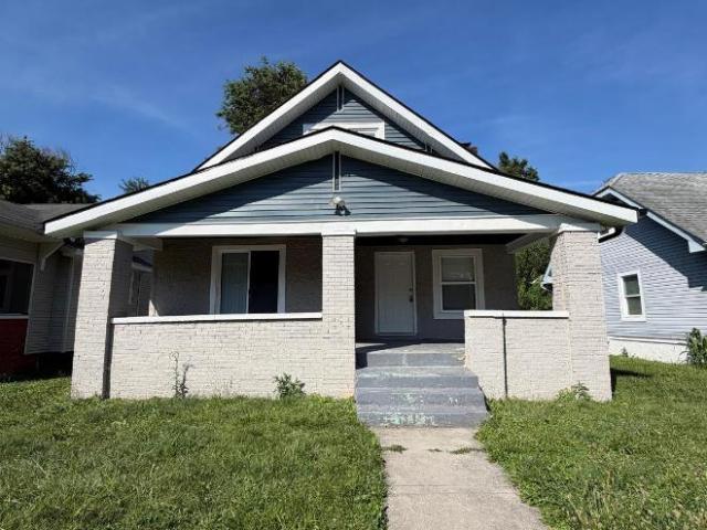 4 Br, 2 bath, Single Family 3526 Evergreen Ave