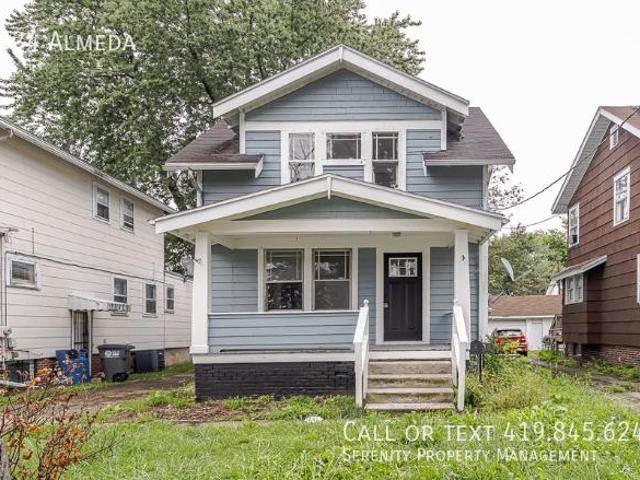 4 Br, 2 bath, Single Family 3534 Almeda