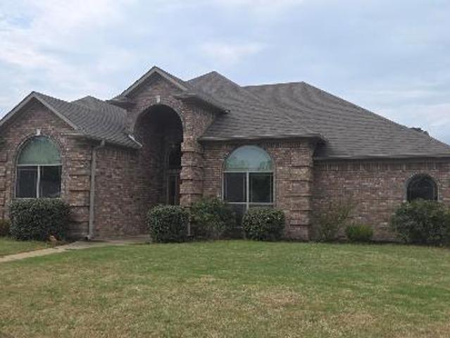 4 Br, 2 bath, Single Family 3606 Sylvia Dr