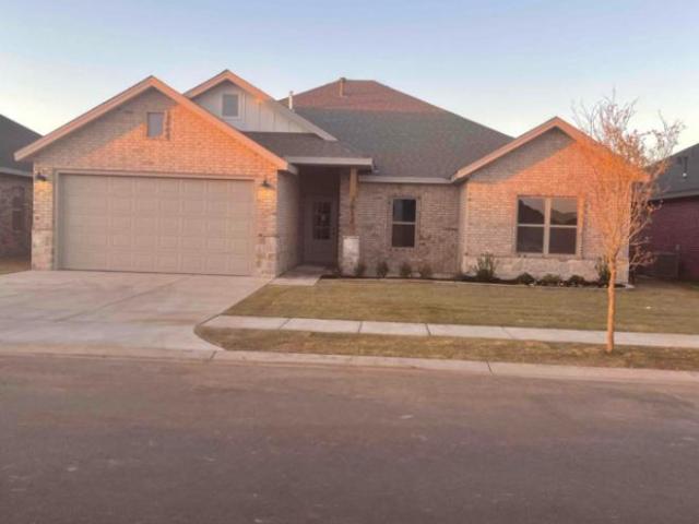 4 Br, 2 bath, Single Family 3612 119th St