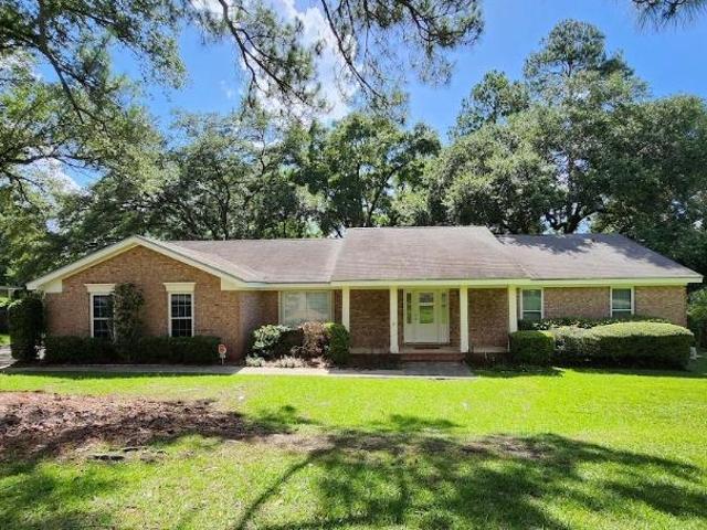 4 Br, 2 bath, Single Family 3714 Wicklow Circle