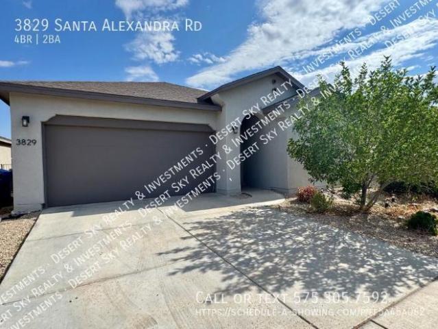 4 Br, 2 bath, Single Family 3829 Santa Alexandra Rd