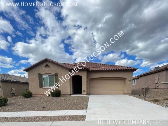 4 Br, 2 bath, Single Family 38628 S Running Roses