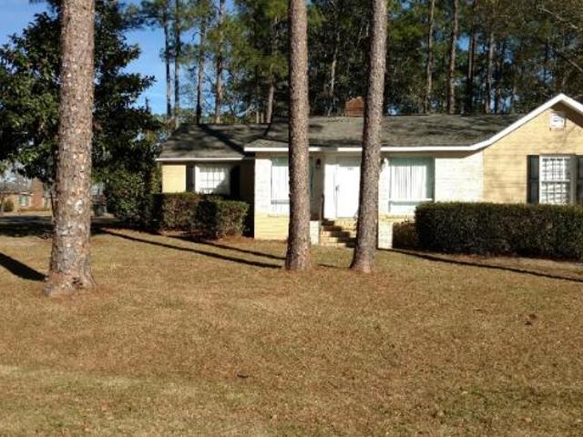 4 Br, 2 bath, Single Family 390 Lanier St
