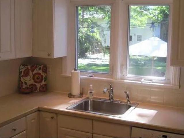 4 Br, 2 bath, Single Family 30 Clement Ave
