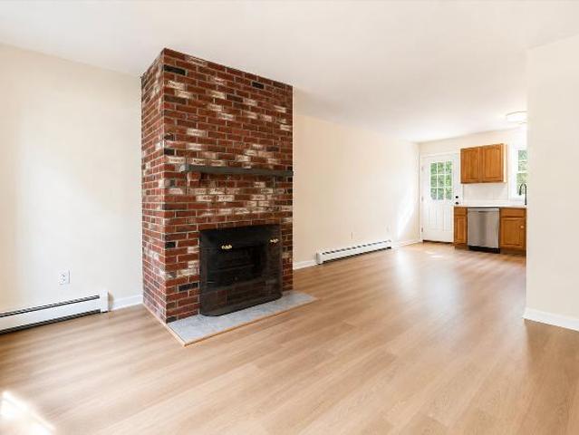 4 Br, 2 bath, Single Family 30 Denmark St