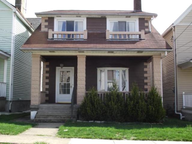 4 Br, 2 bath, Single Family 320 Knox Ave