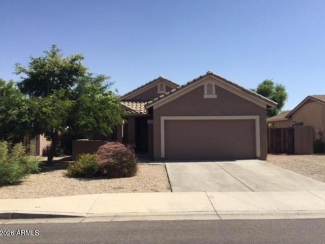 4 Br, 2 bath, Single Family 3265 E Hampton Lane