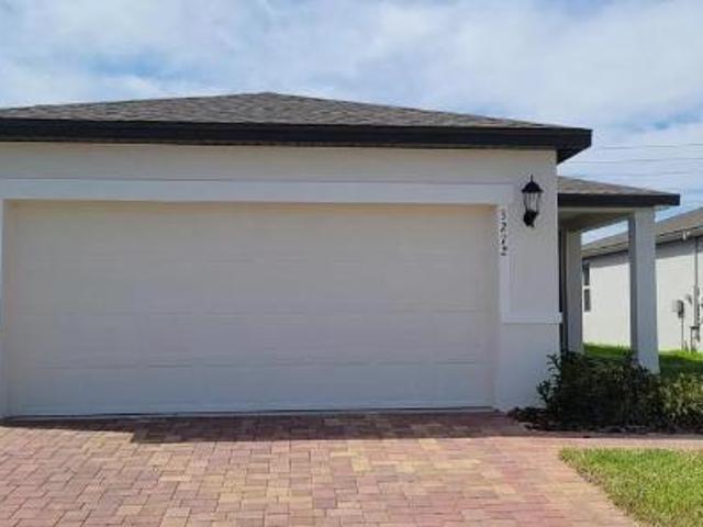 4 Br, 2 bath, Single Family 3272 Bella Vista Dr