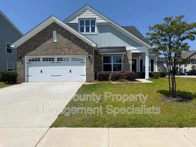 4 Br, 2 bath, Single Family 333 Underhill Dr