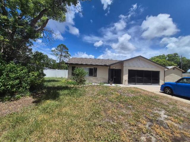 4 Br, 2 bath, Single Family 332 Upland Ave