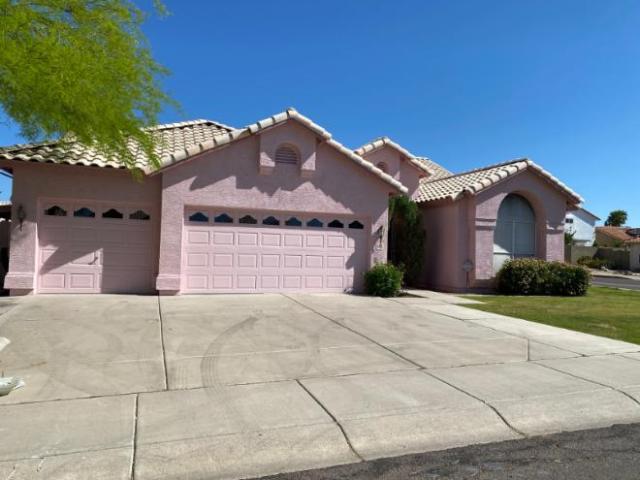 4 Br, 2 bath, Single Family 3358 E Wickieup Ln