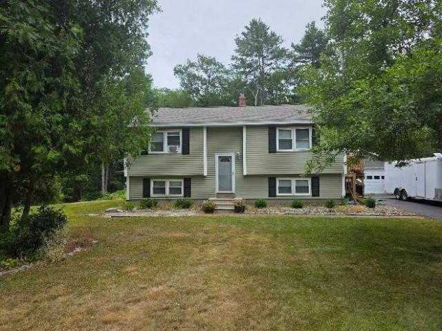 4 Br, 2 bath, Single Family 3 Riverview Dr