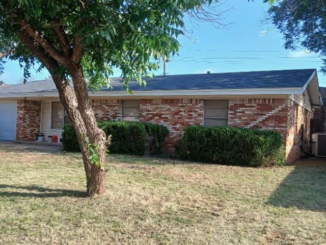4 Br, 2 bath, Single Family 4448 State St